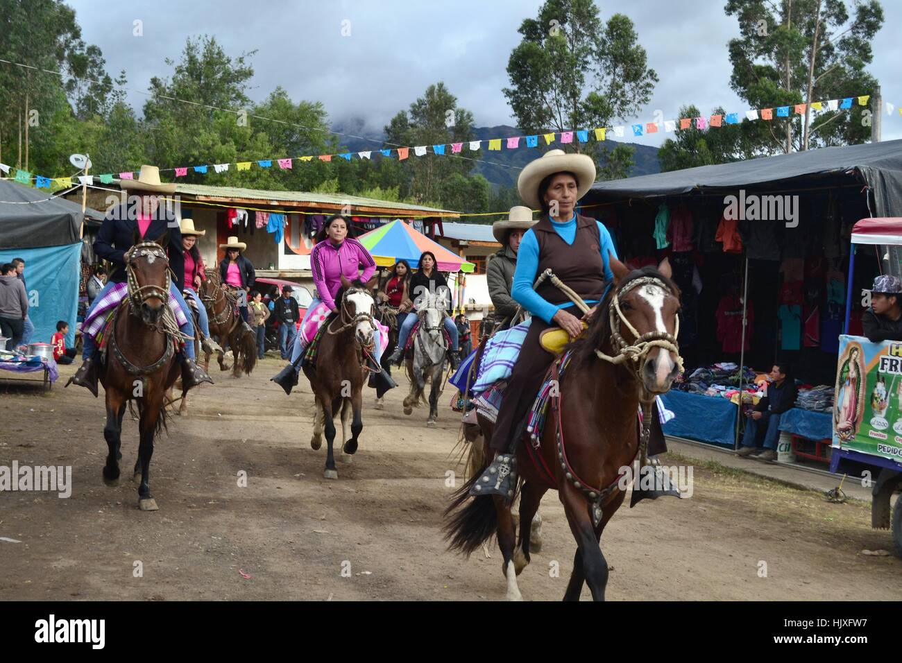 Race - Fiestas de San Francisco de Asis in PULUN " Las Huaringas ...