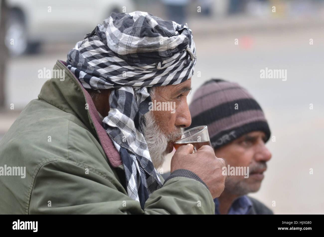 Lahore, Pakistan. 24th Jan, 2017. Pakistani people busy in their ...