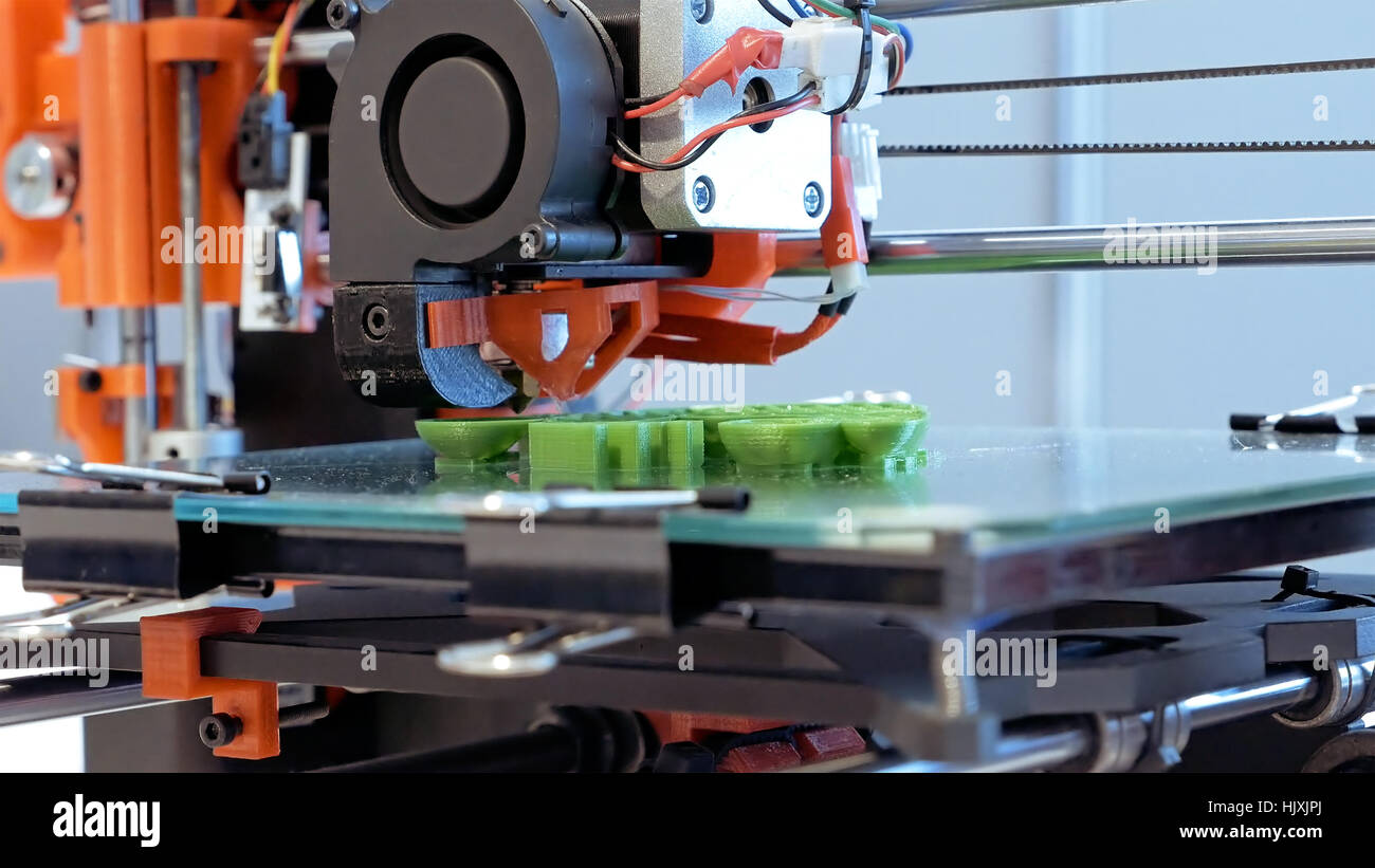 Three dimensional plastic 3d printer Stock Photo - Alamy
