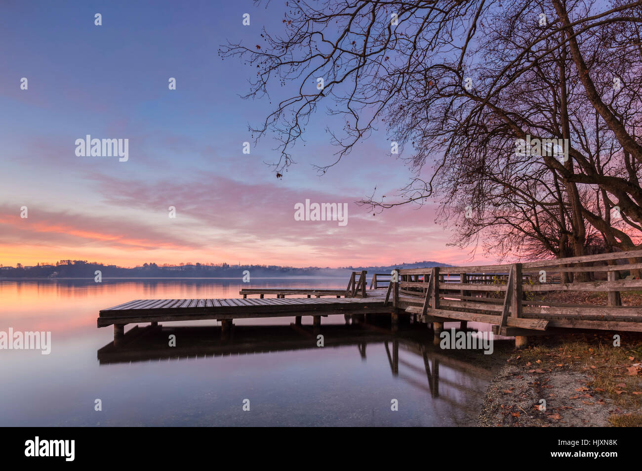 Lago di varese hi-res stock photography and images - Alamy