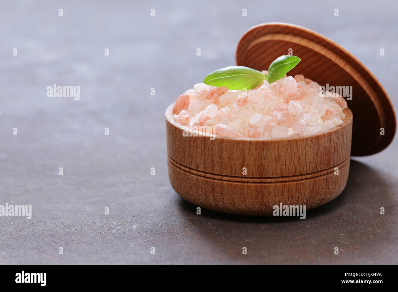 Pink Hawaiian salt on the table Stock Photo - Alamy