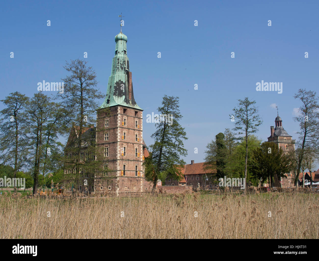 tower, park, tower, tree, trees, park, spring, towers, chateau, castle ...