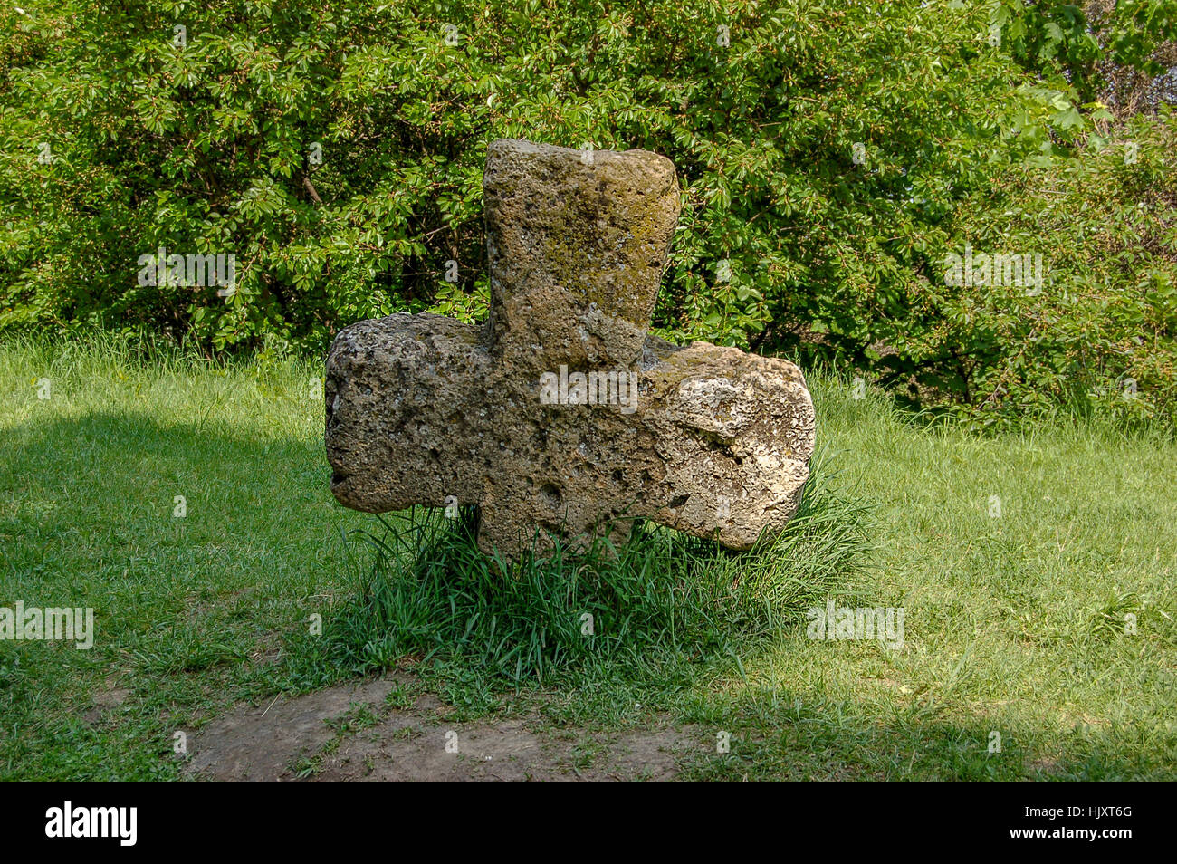 Cross engraved in stone hi-res stock photography and images - Alamy