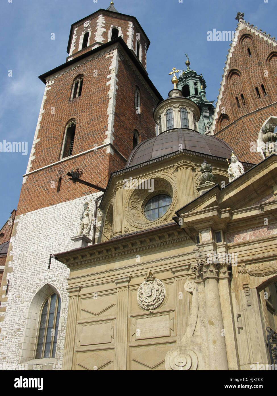 protection of historic buildings and monuments, city, town, monument ...