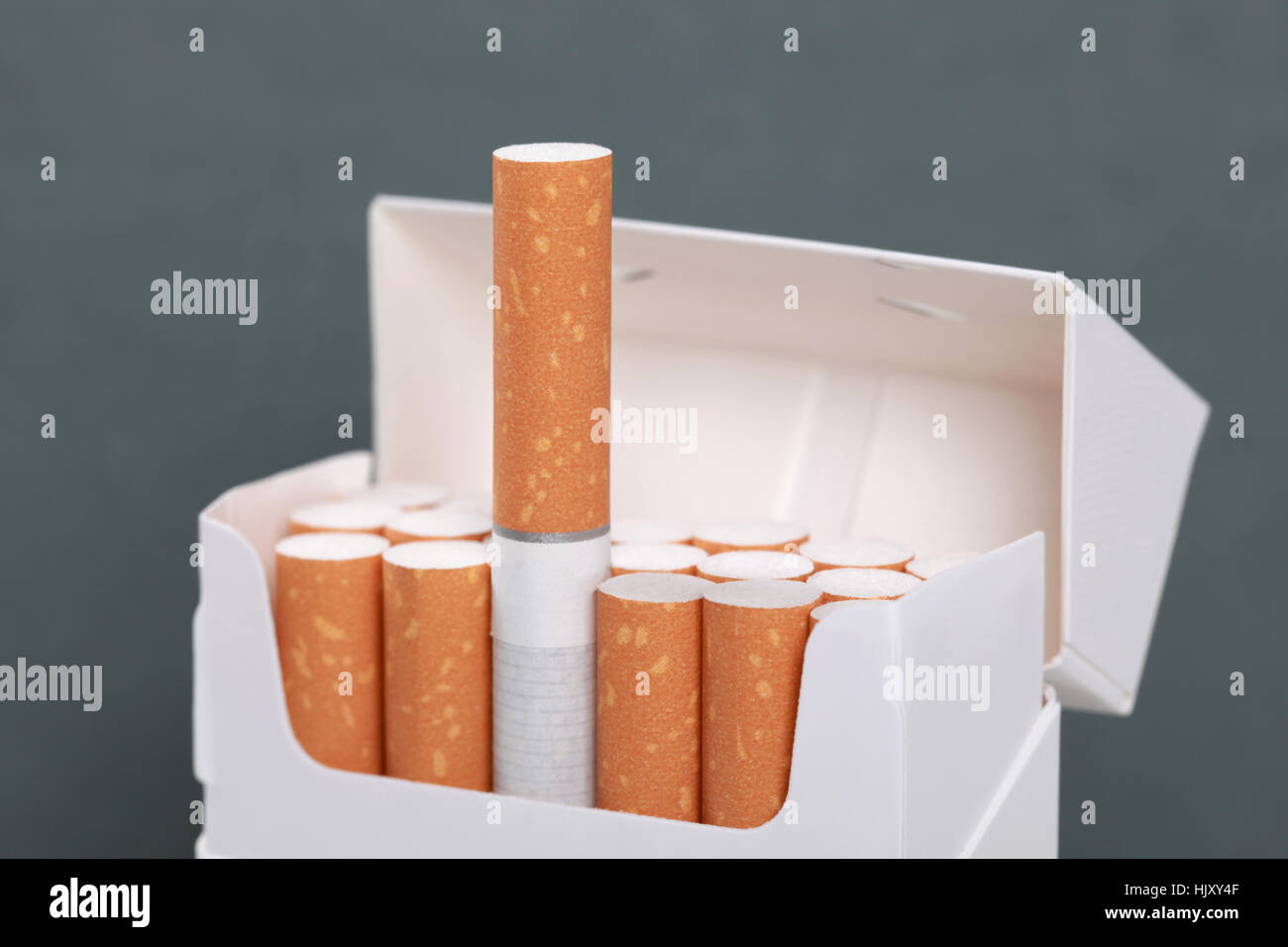 cigarettes in a pack of cigarettes Stock Photo - Alamy