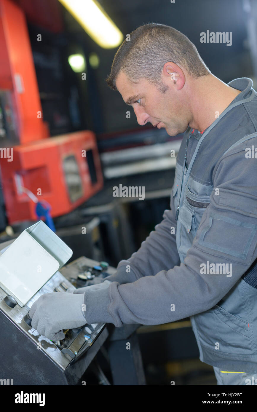 Engineering procedure hi-res stock photography and images - Alamy