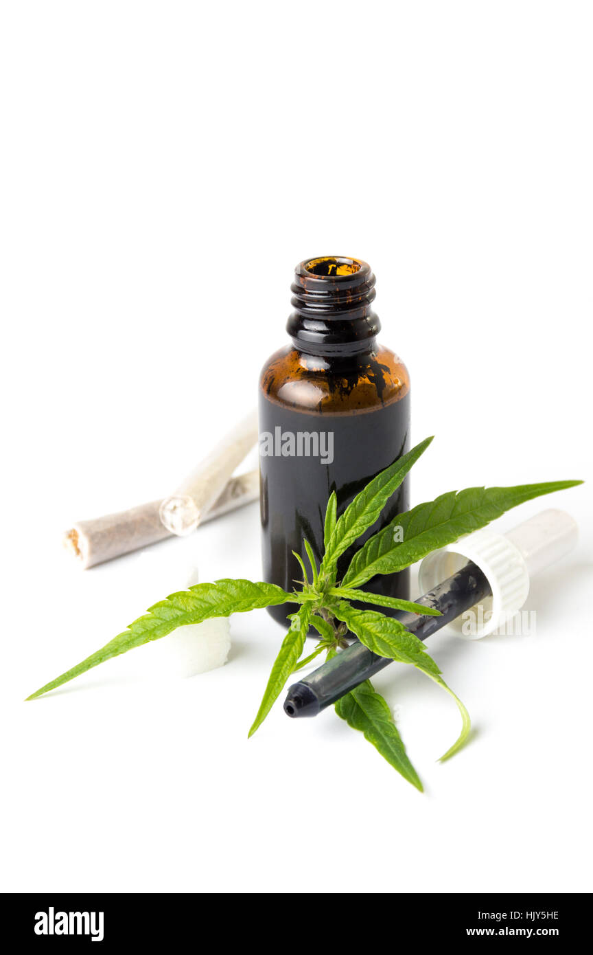 Black white marijuana leaf cannabis hi-res stock photography and images - Alamy