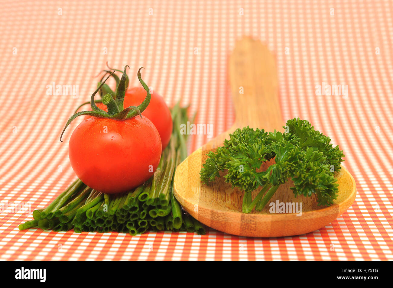summer, summerly, vegetable, tomatoes, tomatos, parsley, tomato, chives ...
