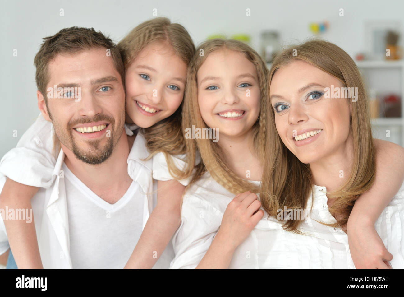 portrait of happy family Stock Photo - Alamy