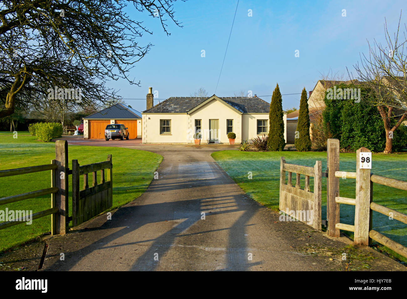 Bungalow in Charterville Allotments, Minster Lovell, Oxfordshire ...
