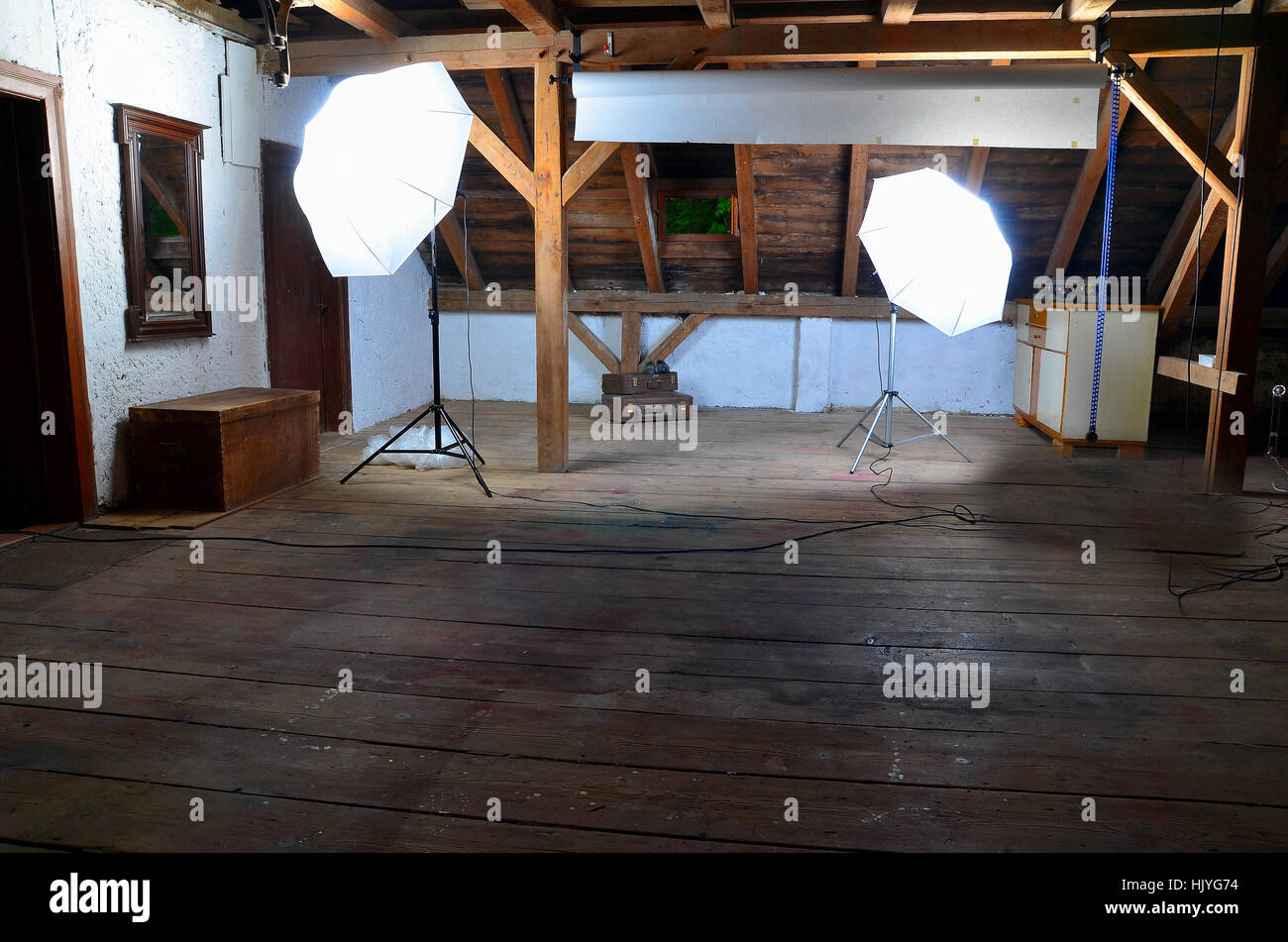 Antique photo studio hi-res stock photography and images - Alamy