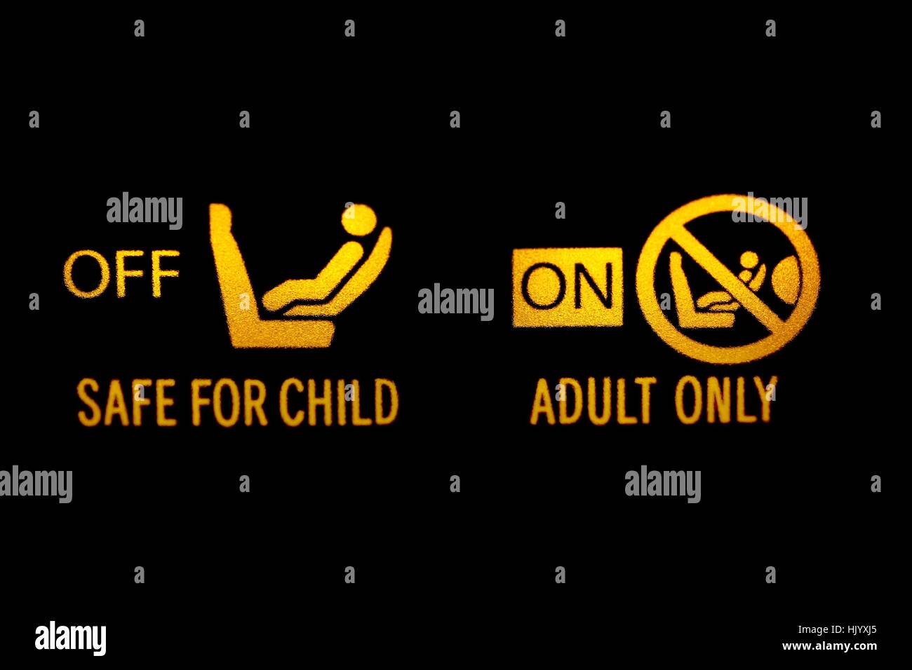 Airbag passenger side hi-res stock photography and images - Alamy