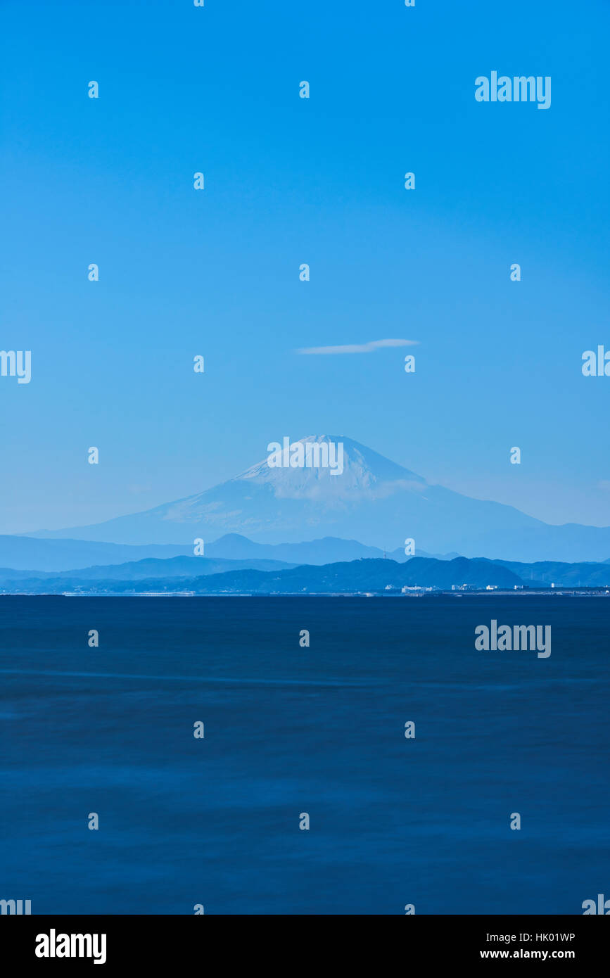 View of Mount Fuji and sea from a cliff in Enoshima, Kanagawa ...