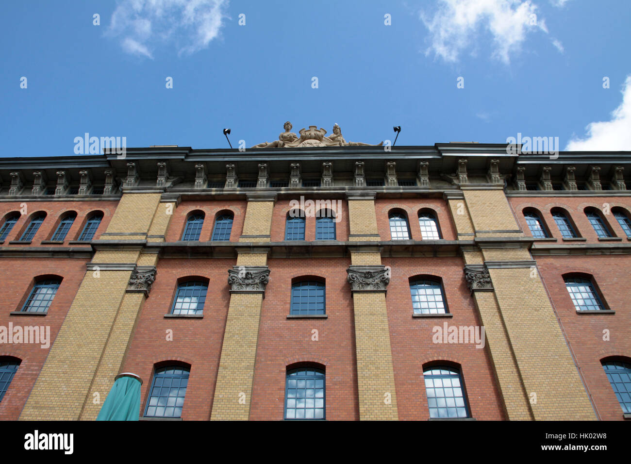 style of construction, architecture, architectural style, mill, lower ...