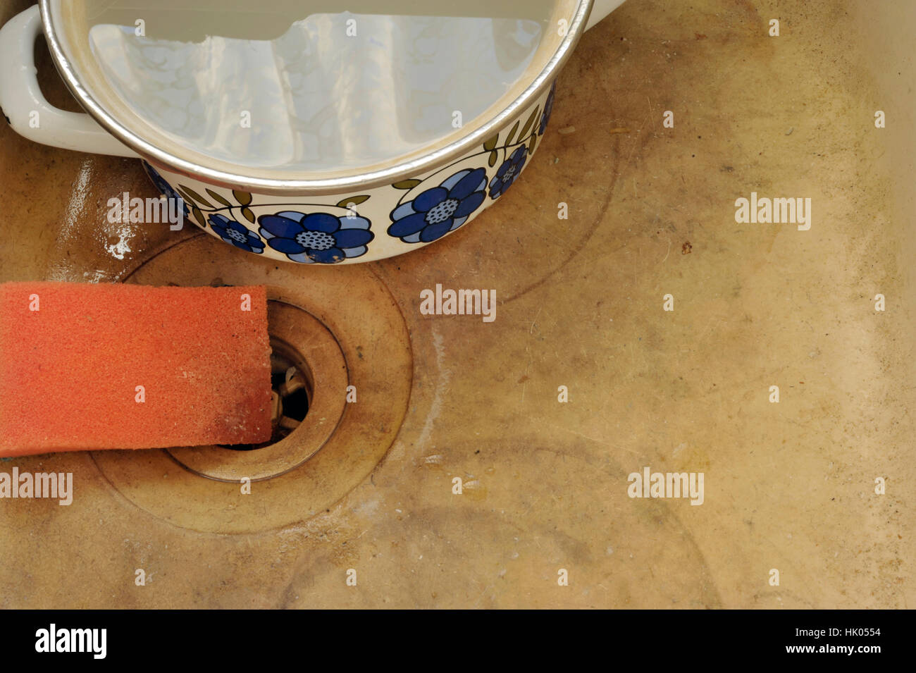 Unhygienic kitchen hi-res stock photography and images - Alamy