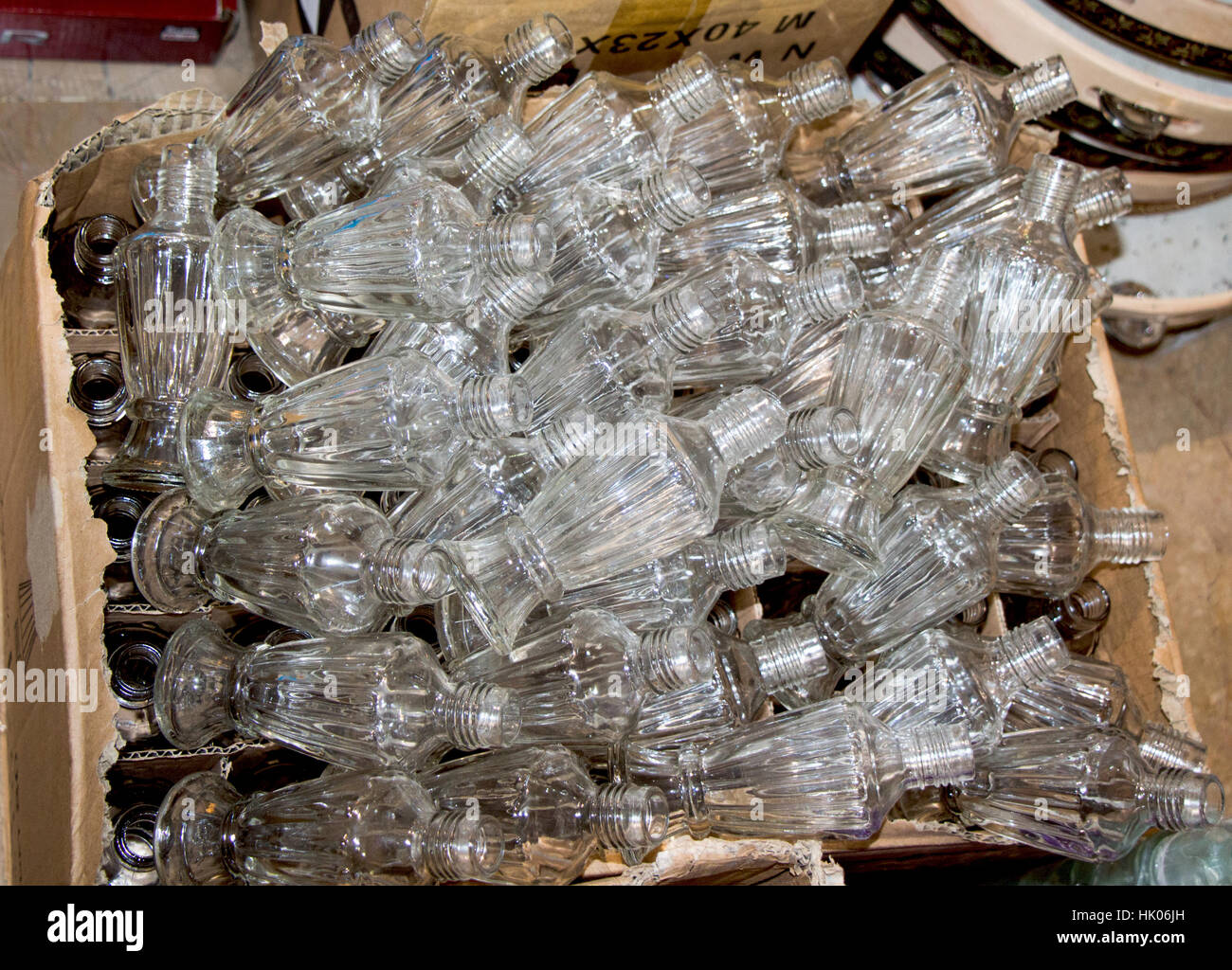 Set of Empty small transparent bottles in a box Stock Photo - Alamy
