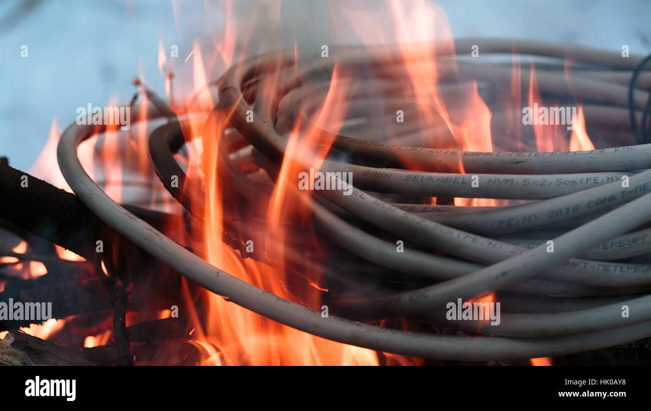 Firing wire in fire Stock Photo - Alamy