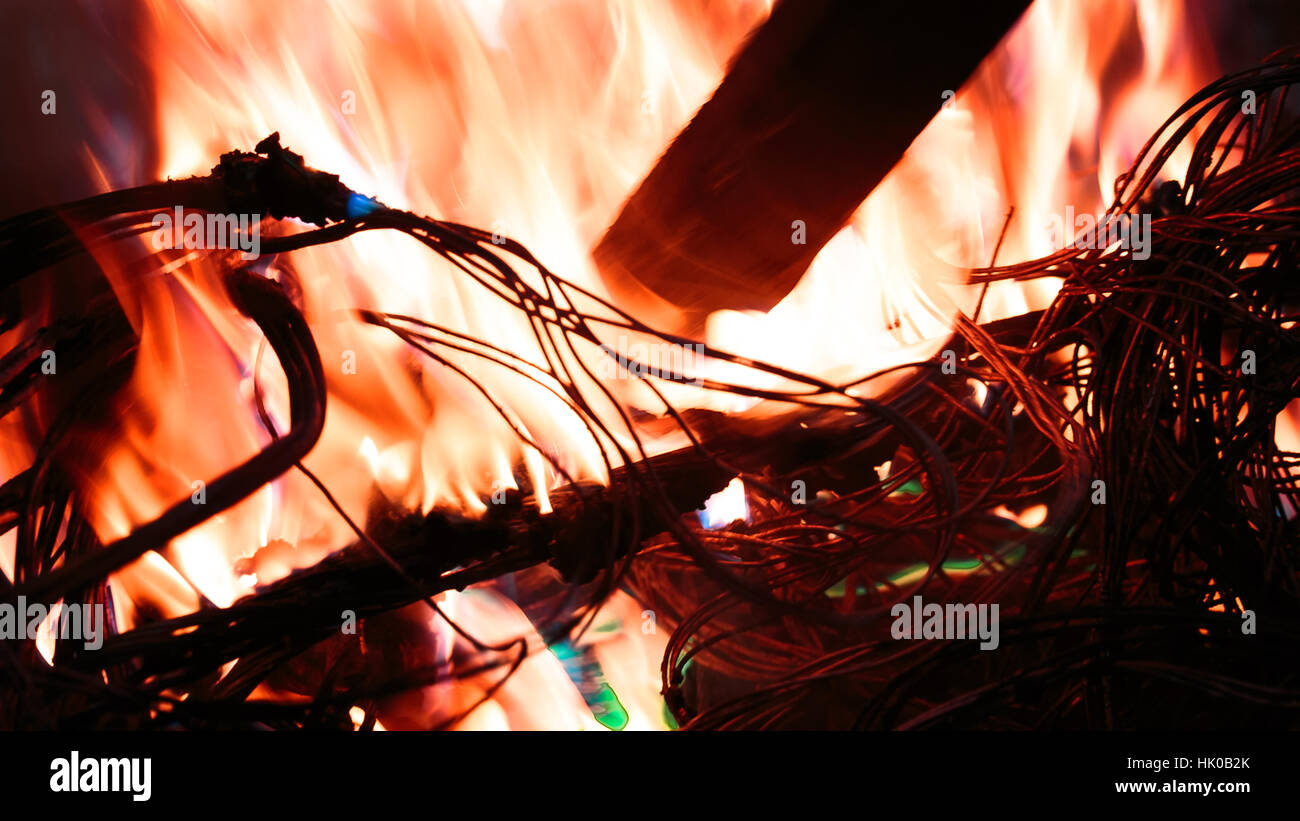 Firing wire in fire Stock Photo - Alamy