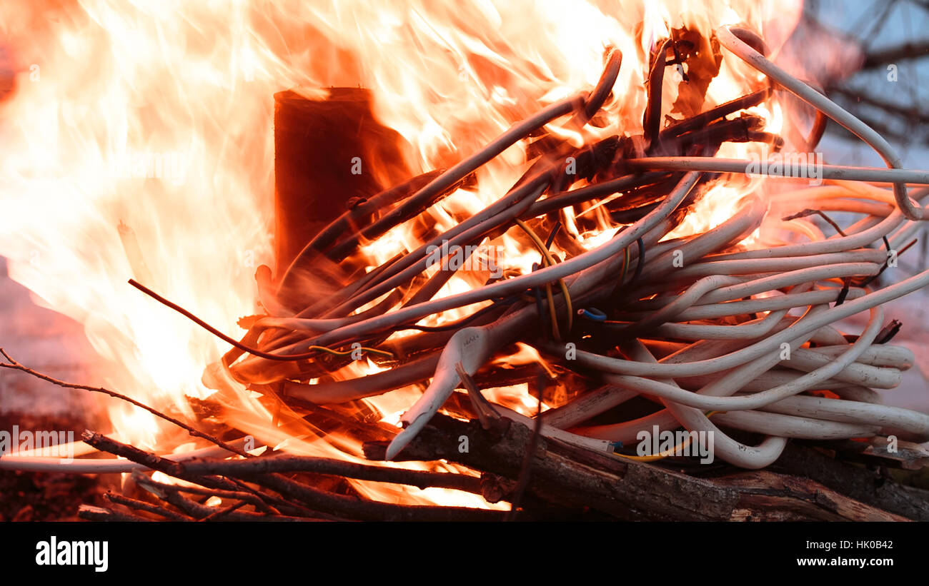 Firing wire in fire Stock Photo - Alamy
