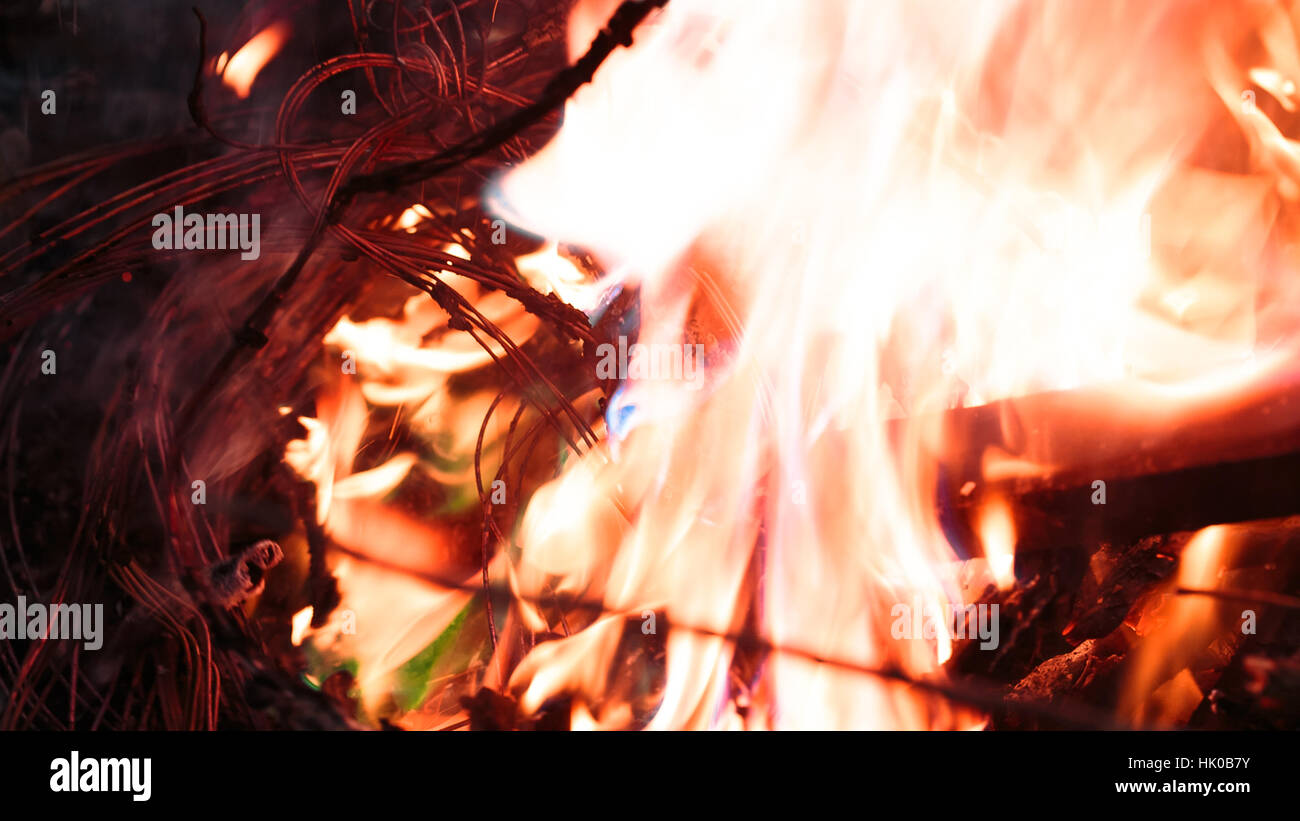 Firing wire in fire Stock Photo - Alamy