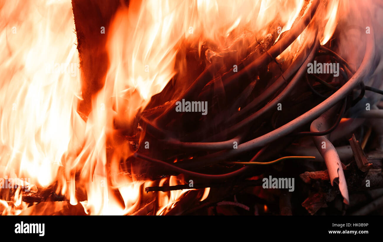 Firing wire in fire Stock Photo - Alamy