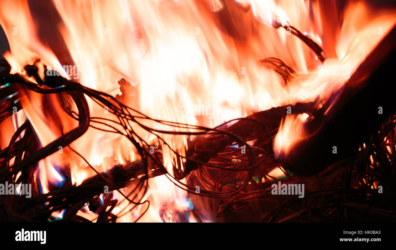 Firing wire in fire Stock Photo - Alamy