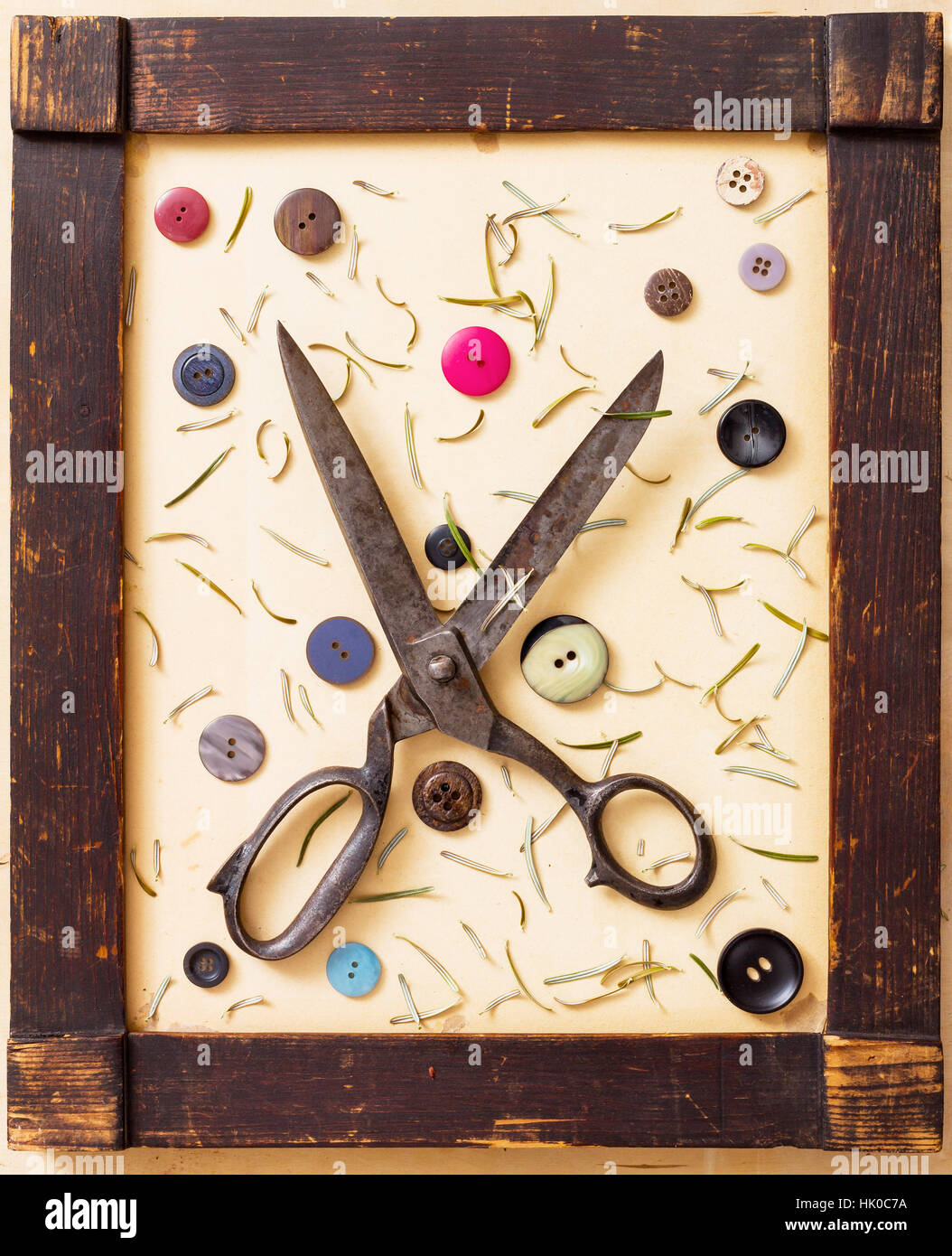 Scissors and buttons Stock Photo - Alamy