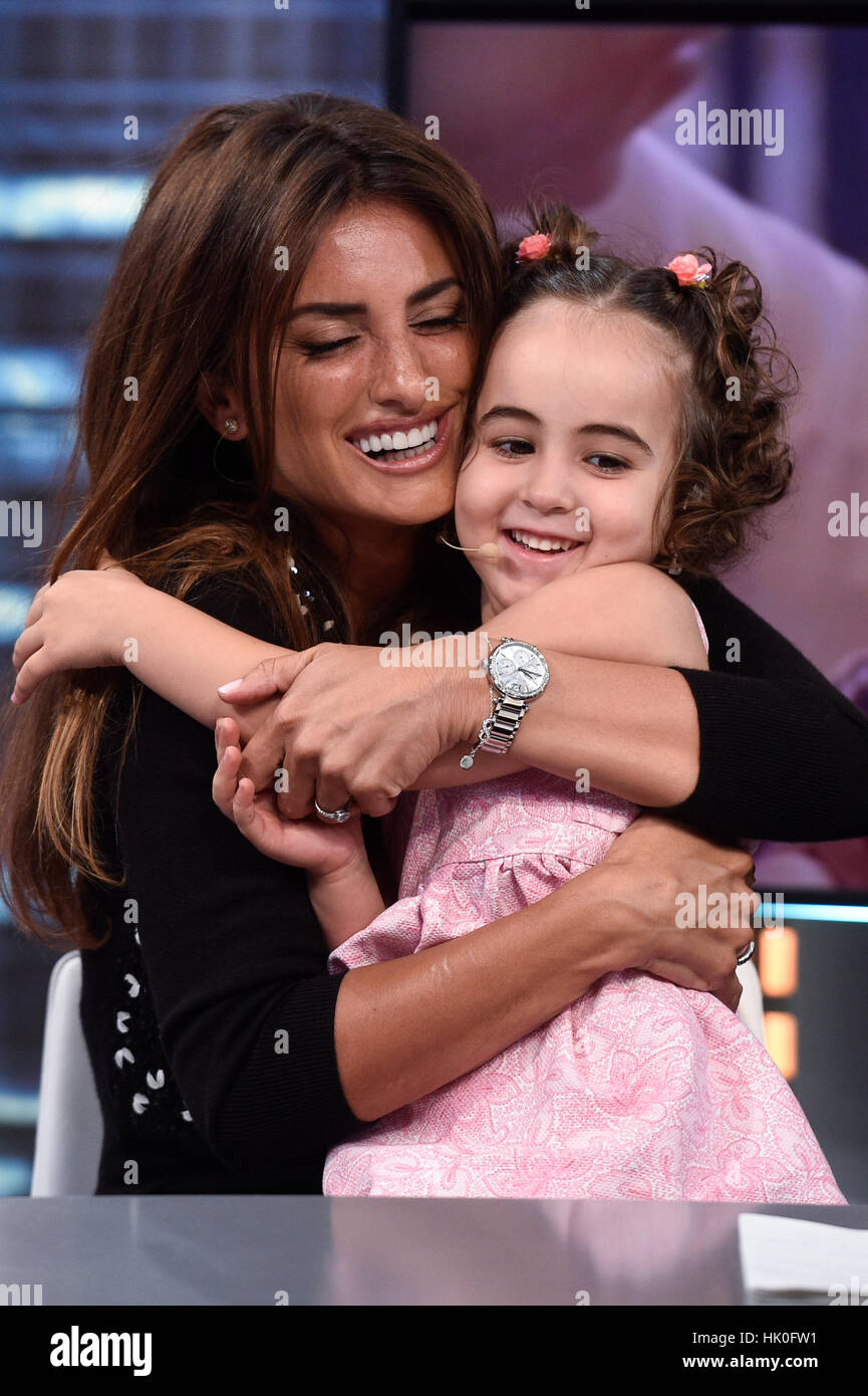 Spanish actress Penelope Cruz during a visit to the program "El ...
