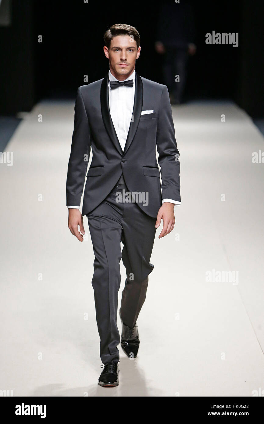 Models during presentation of the new collection of firm " Felix Ramiro ...
