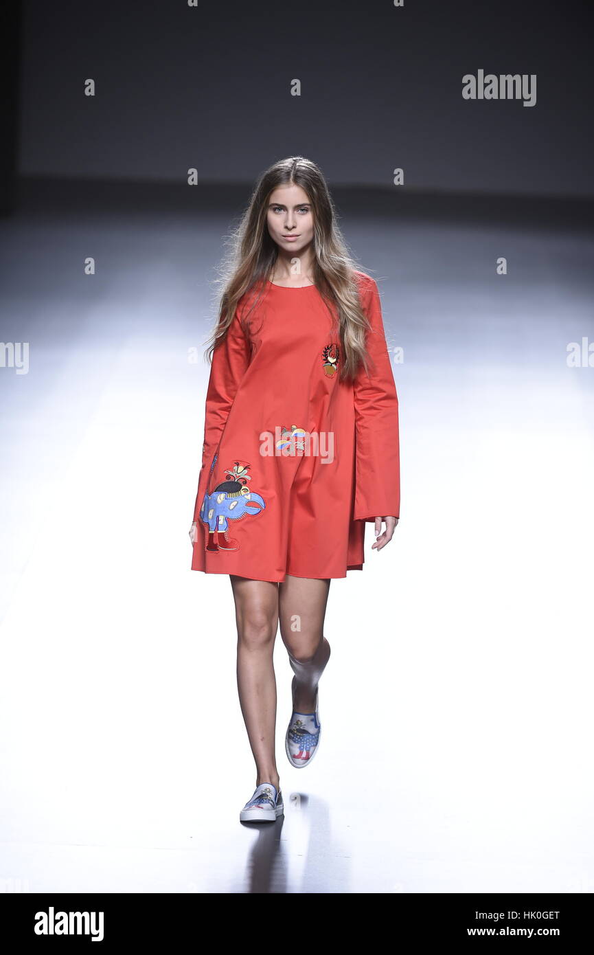 A model wears at collection runway a creation from Anna K during ...