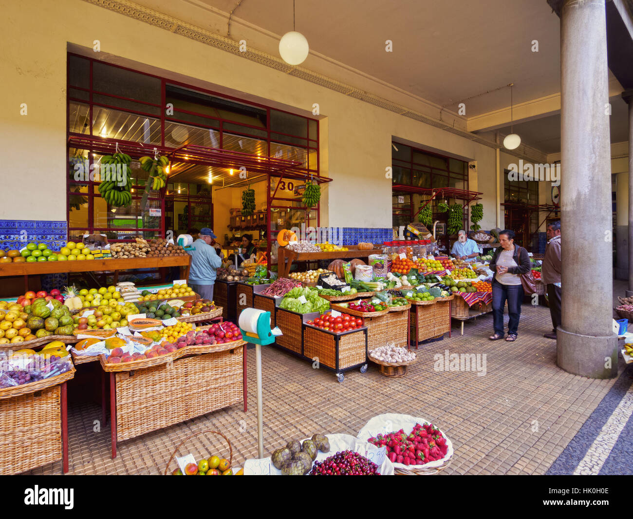 Mercado dos lavradores funchal hi-res stock photography and images - Alamy