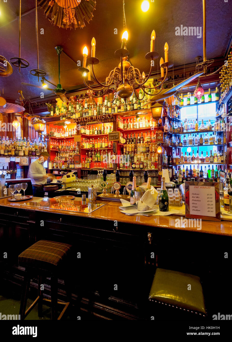 Canny man's pub hi-res stock photography and images - Alamy