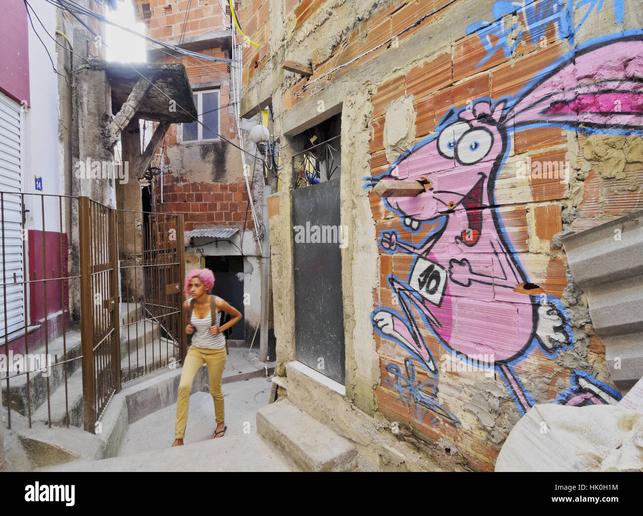 Favela architecture hi-res stock photography and images - Alamy