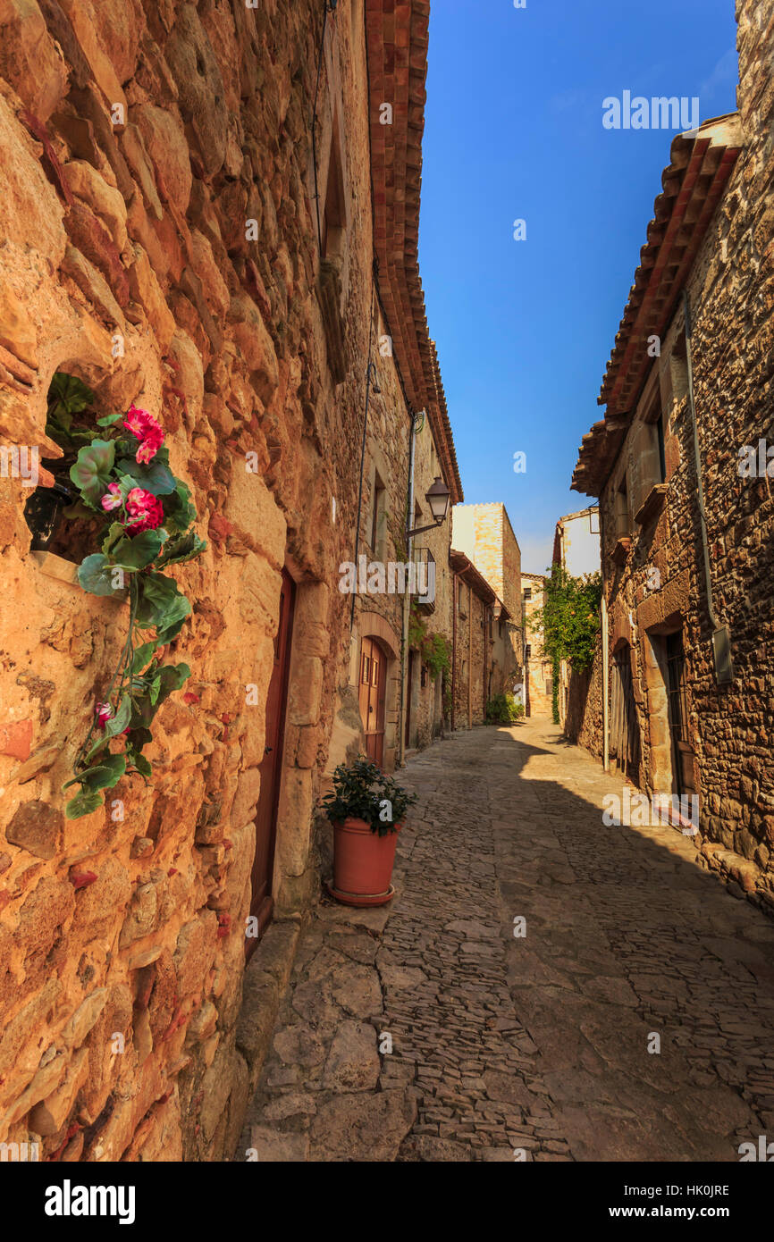 Medieval Spanish Village High Resolution Stock Photography and Images ...