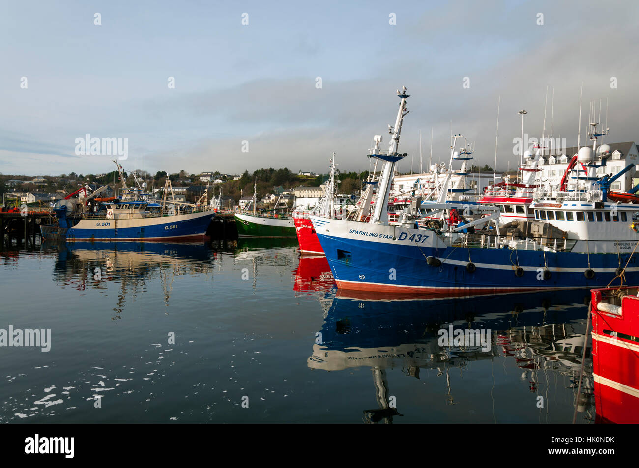 Fishing trawlers and boats in Killybegs Harbour, County Donegal ...