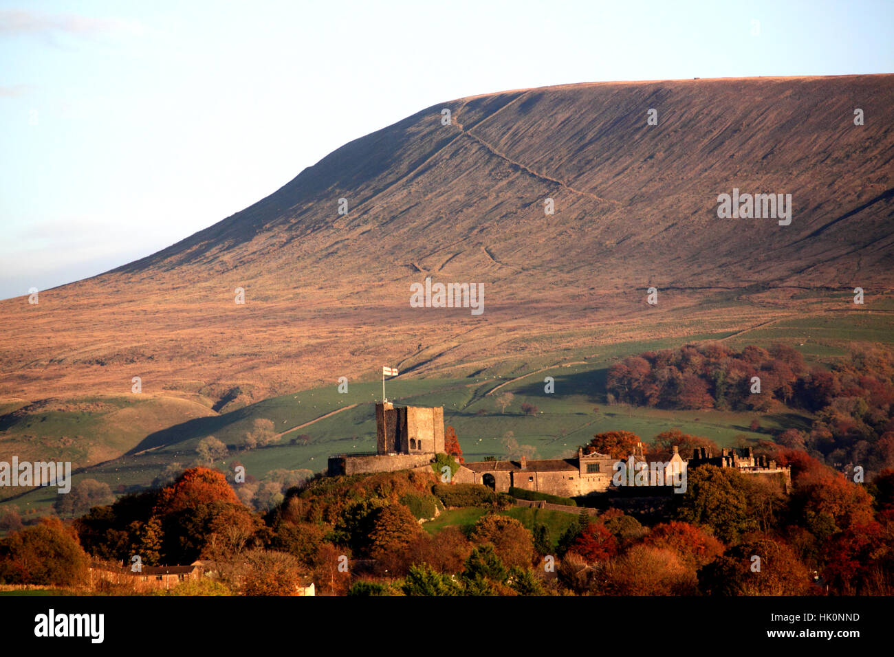 Clitheroe lancashire hi-res stock photography and images - Alamy