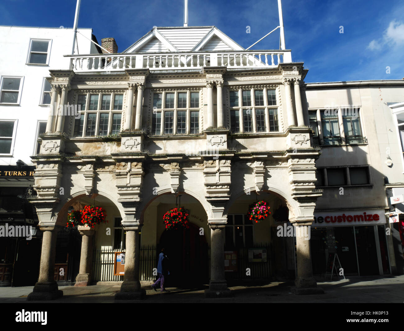 Exeter guildhall hi-res stock photography and images - Alamy