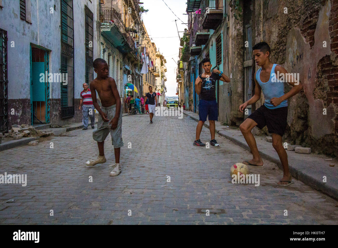 Urban photography in Havana, Cuba Stock Photo - Alamy