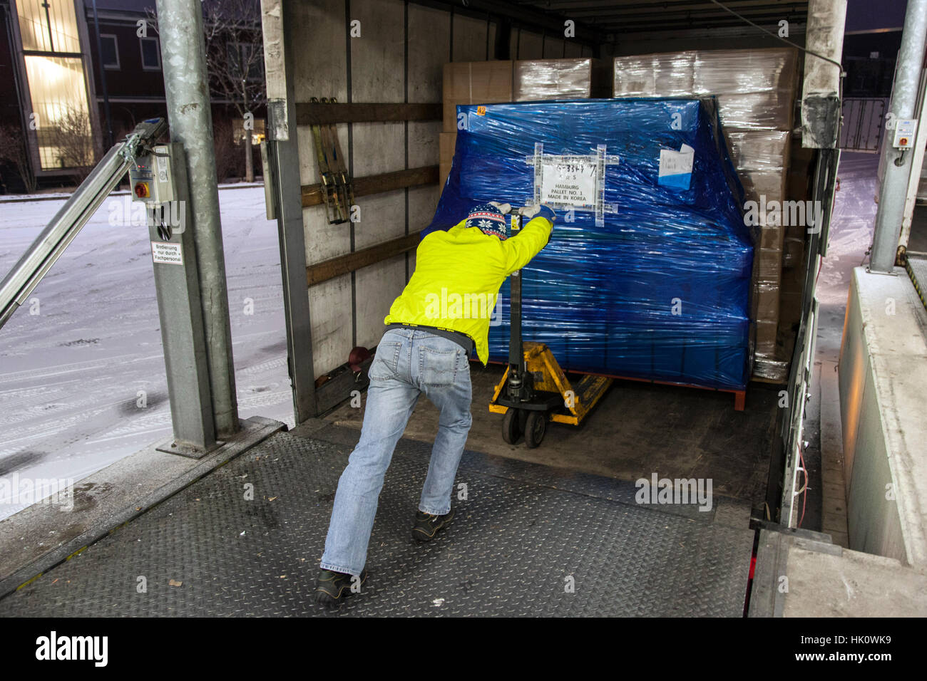 Rear unloading semi trailer hi-res stock photography and images - Alamy