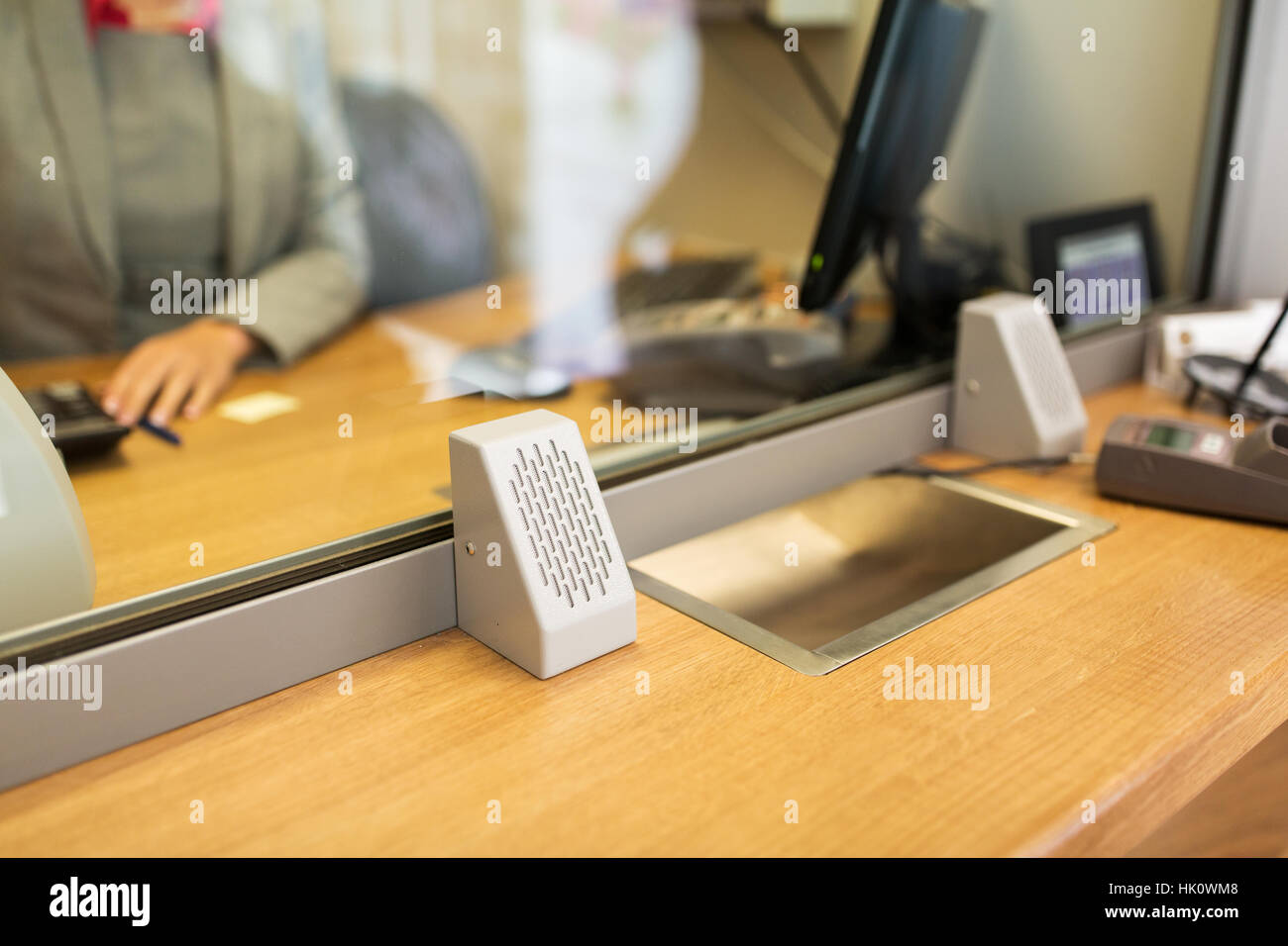 Bank counter hi-res stock photography and images - Alamy