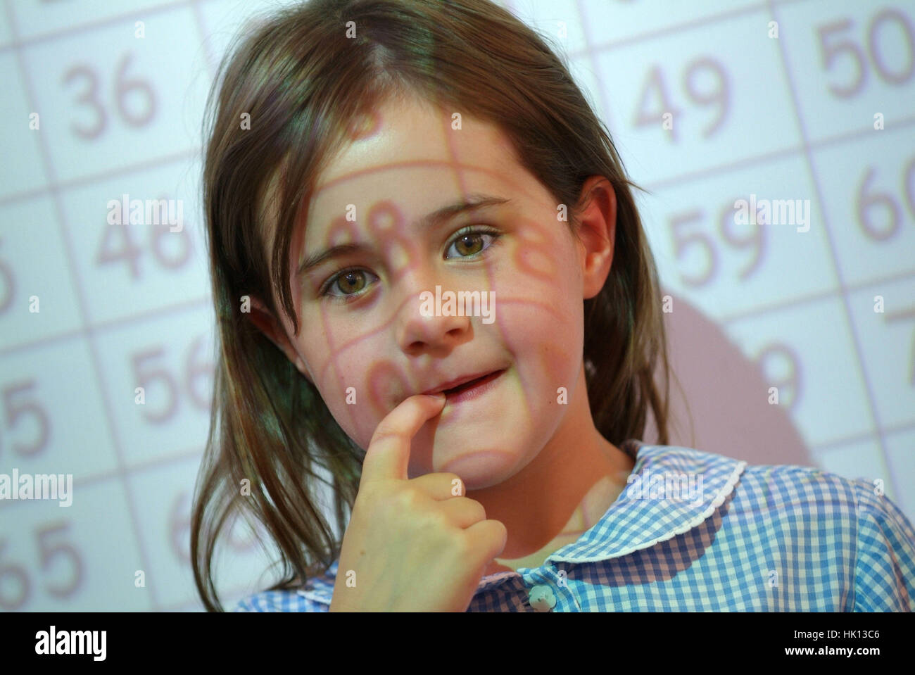 Students using computers in class uk hi-res stock photography and ...
