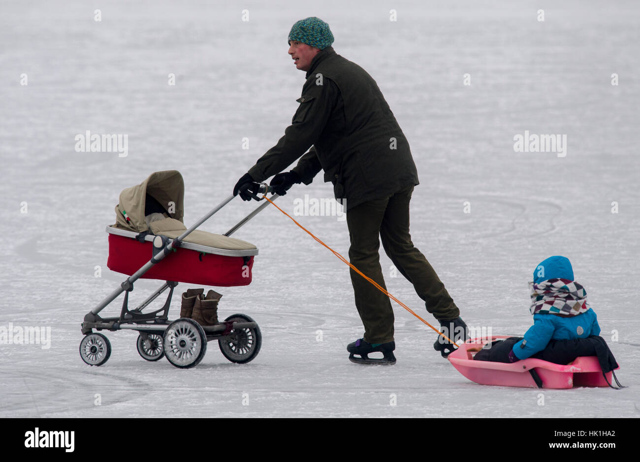 Steinebach, Germany. 25th Jan, 2017. An ice-skater glides across the ...