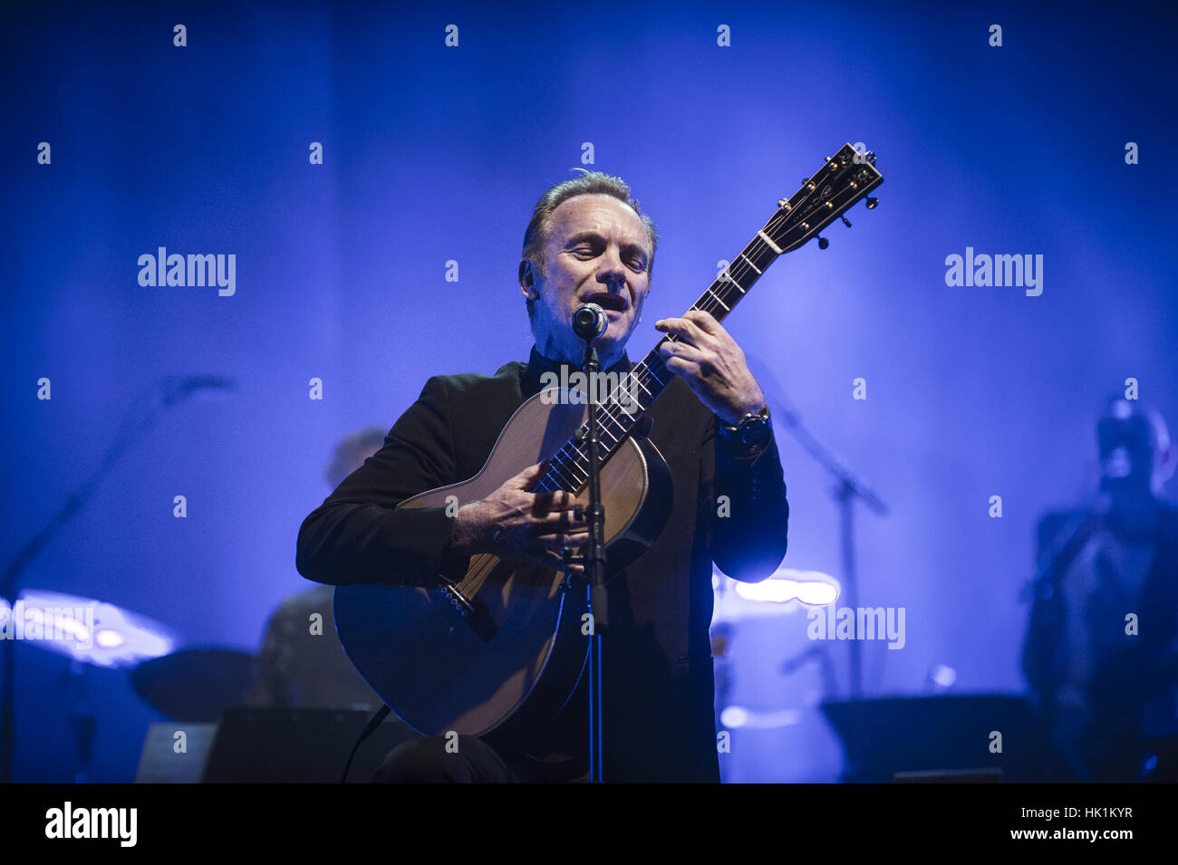 Mark plati and david bowie hi-res stock photography and images - Alamy