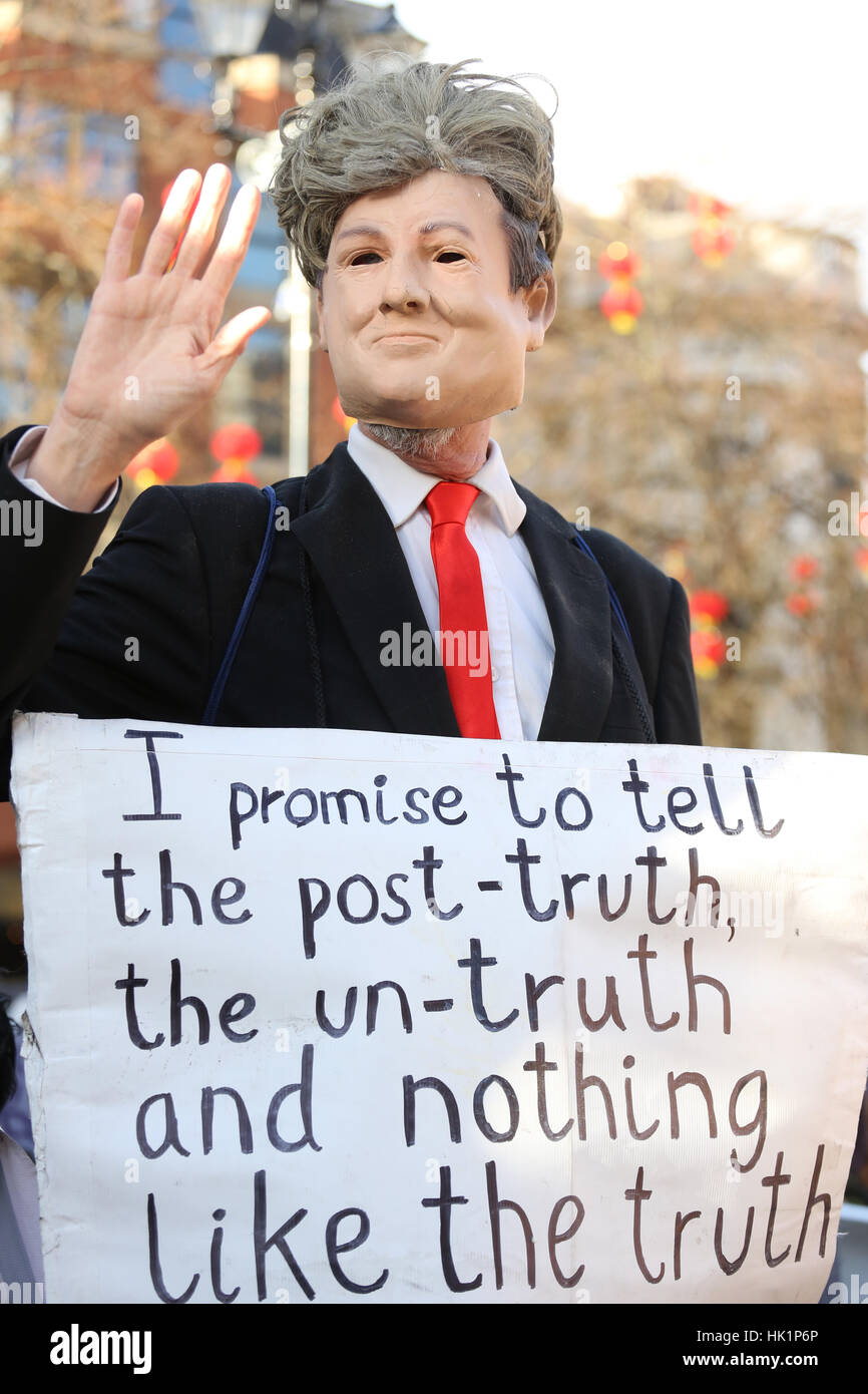 Manchester, UK. 4th February, 2017. A sign which reads "I promise to ...