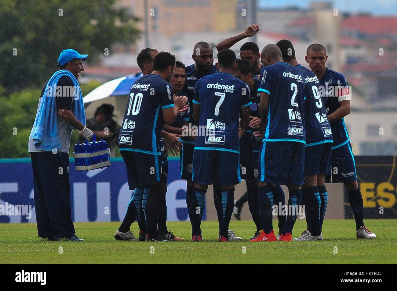 SOROCABA, SP - 04.02.2017: SÃO BENTO VS CORINTHIANS - São Bento team ...