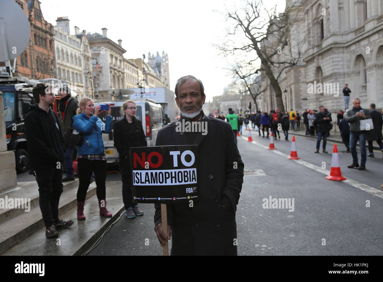 Islamaphobia uk hi-res stock photography and images - Alamy