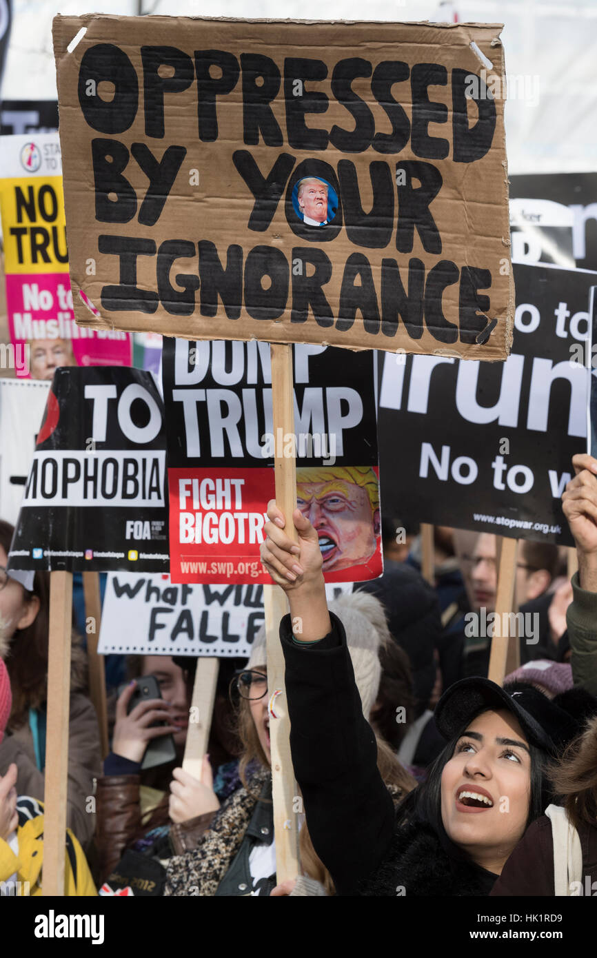 Anti immigration rally uk hi-res stock photography and images - Alamy