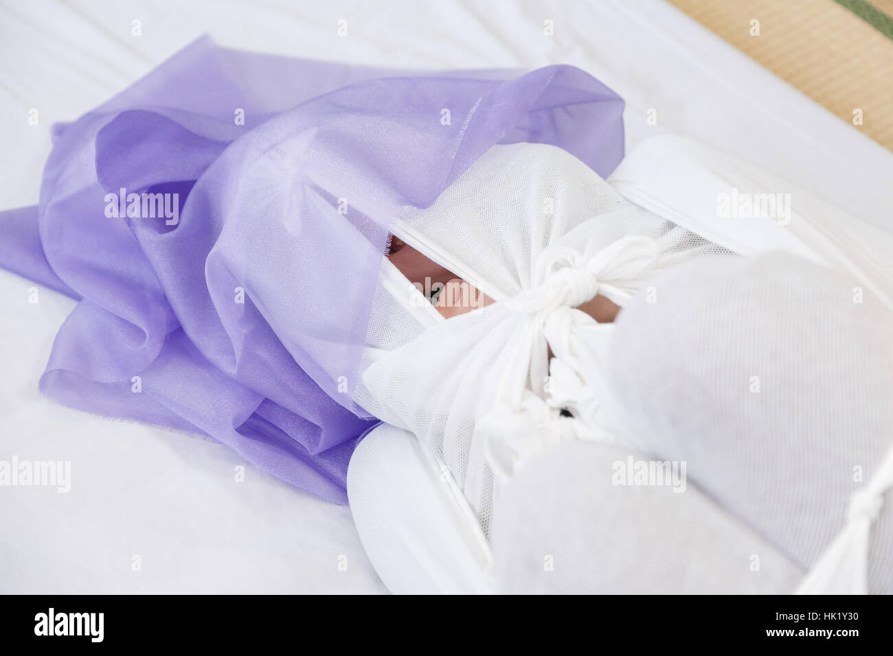 Tokyo, Japan. 4th Feb, 2017. A woman is wrapped in cloth during an ...
