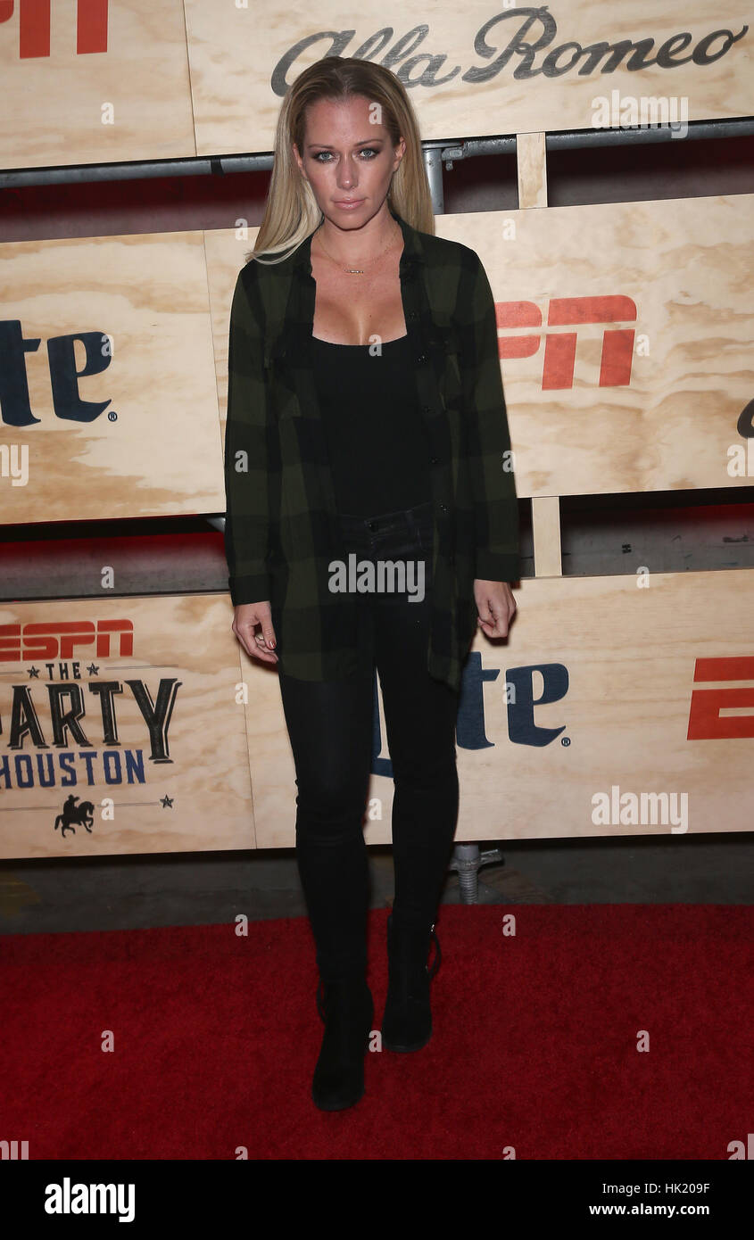 Houston, USA. 3rd Feb, 2017. Kendra Wilkinson seen arriving at ESPN ...