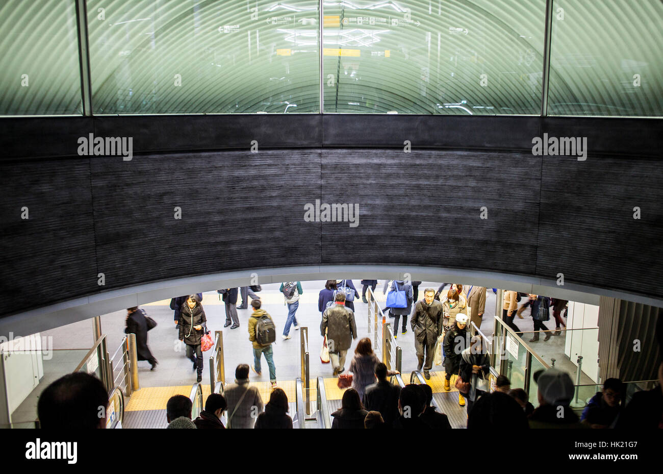 Subway, Shibuya station, Tokyo, Japan Stock Photo - Alamy